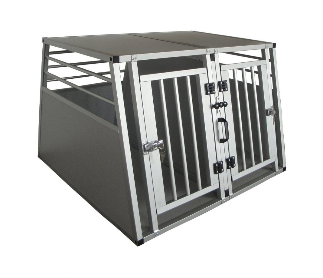 Best Dog Crates and Playpens for Labradors or Large Breeds